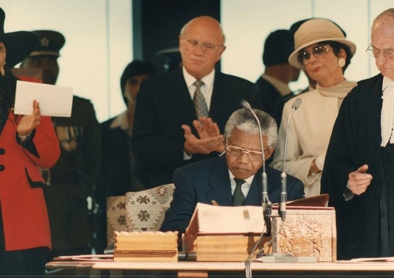 [Today in History] Nelson Mandela inaugurated as first black President ...