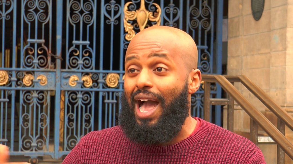 28-year-old Somali refugee elected mayor of UK city, the youngest ...