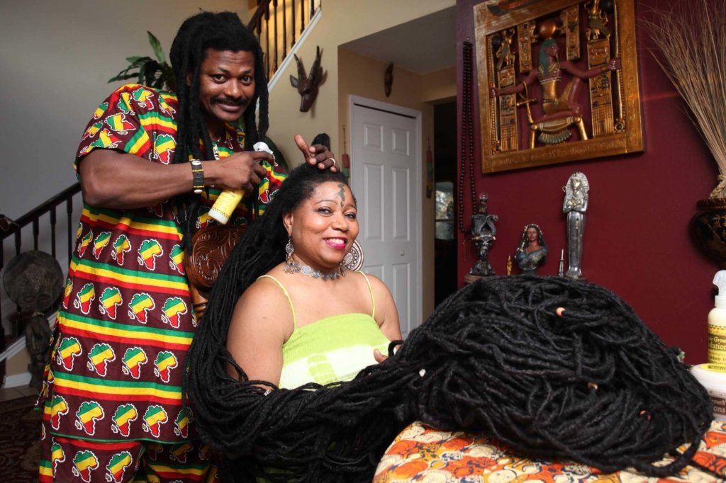 Meet Asha Mandela, the ‘Black Rapunzel’ who carries the world's longest ...
