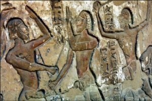 Tahteeb, the ancient Egyptian martial art that is at risk of being lost ...