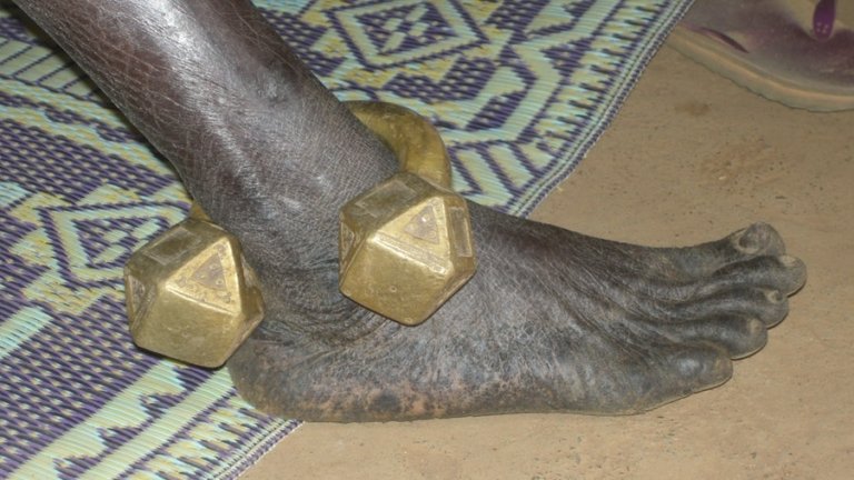Wahaya: Niger's banned yet thriving 'marriage' in which women are ...