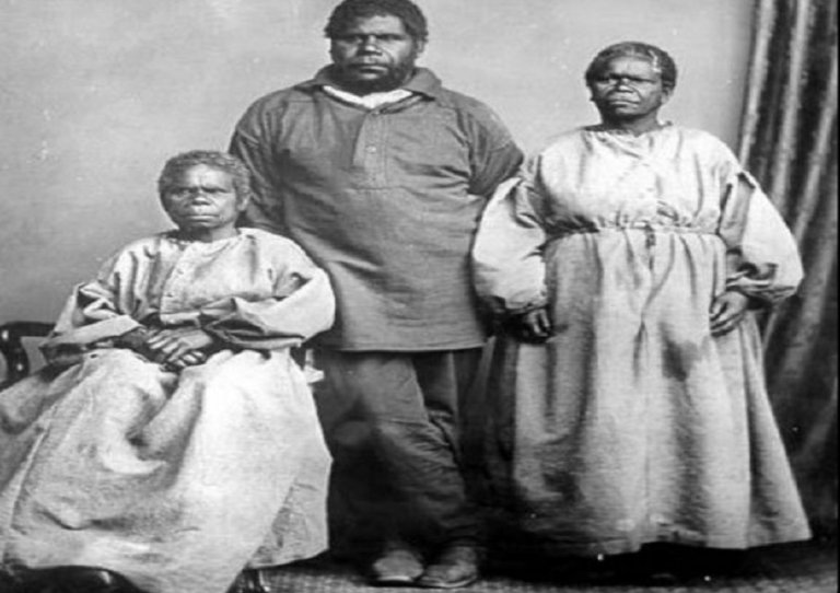 The tragic story of the Tasmanian Aboriginal people of Australia who ...