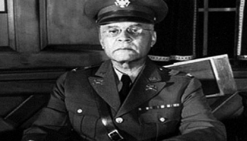 Meet US Army’s first female African-American major general - Face2Face ...