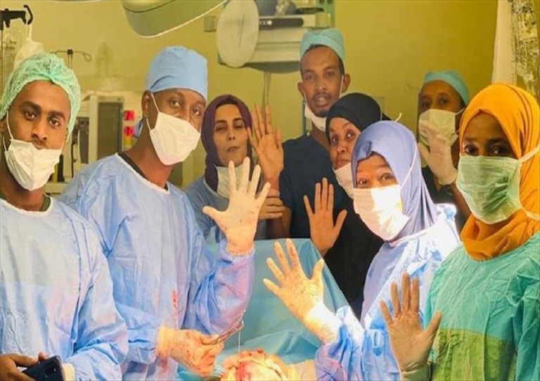 'One of the rarest births in the world' - Somali mom gives birth to ...