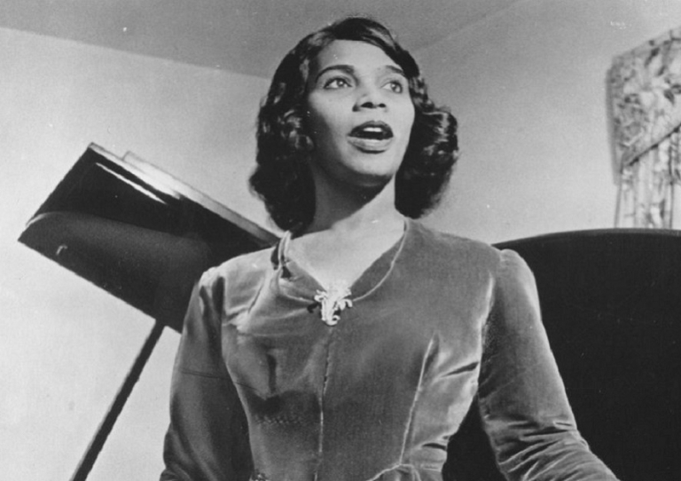 How Marian Anderson became America's most celebrated singer whose voice ...