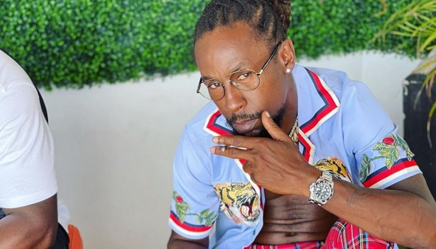 Disgraced singer R. Kelly sentenced to 30 years in prison - Face2Face ...