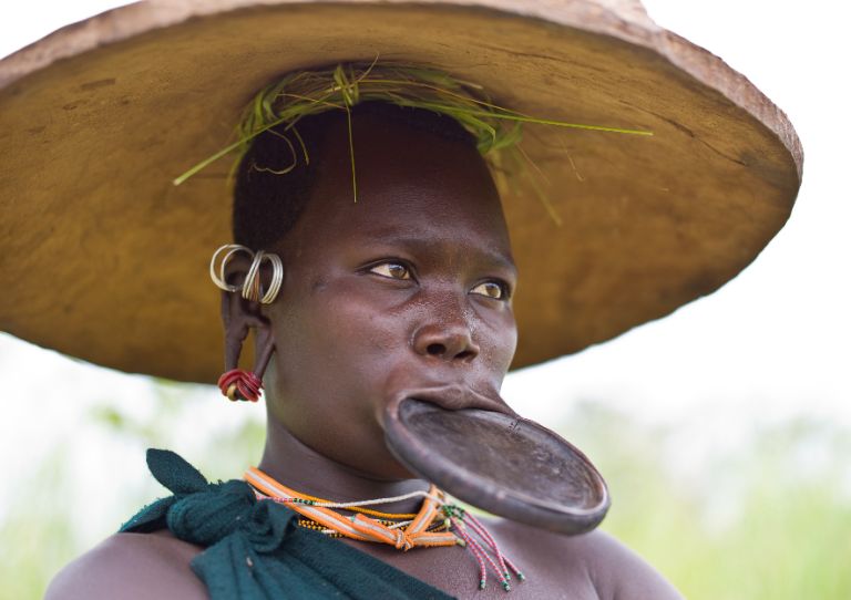 The Mystery of 'Lip Plates' of the Ethiopian Surma Tribes - Face2Face ...