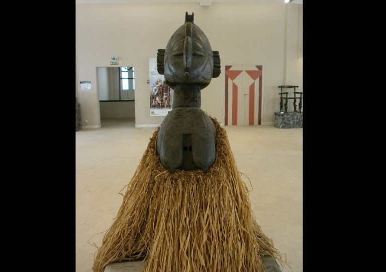 The Guinean Nimba mask that’s reshaping modern arts and crafts around ...