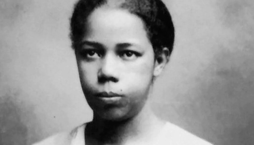 Here is how Cardiss Collins became the longest-serving Black woman in ...