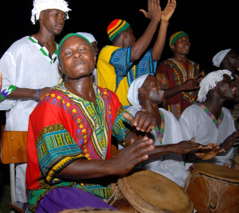 10 African traditional outfits that have gone beyond African borders ...