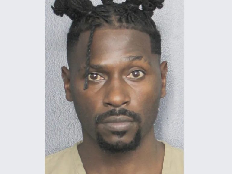 Former NFL star Antonio Brown arrested after alleged failure to pay ...