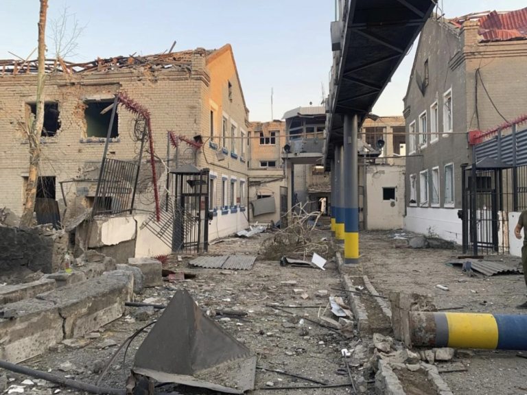 Russia bombs Ukrainian prison, maternity ward as civilian deaths rise ...