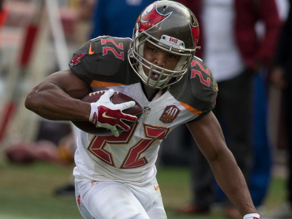 Doug Martin’s family says he suffered mental health episode before he ...