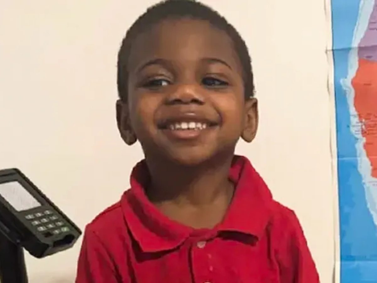 Father was taking a cigarette break when his son, 3, fell to his death ...
