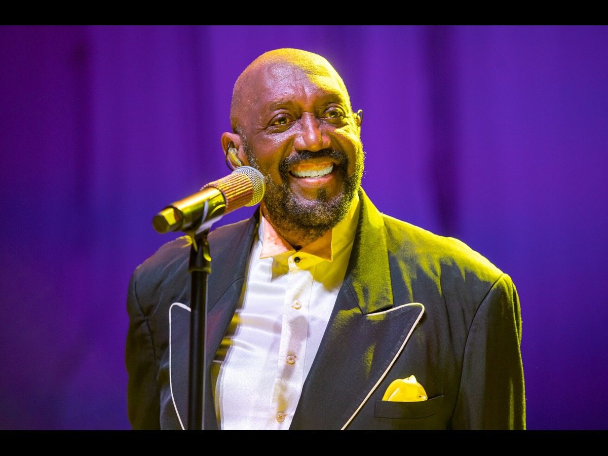 Otis Williams of The Temptations says the group's Motown contracts were ...